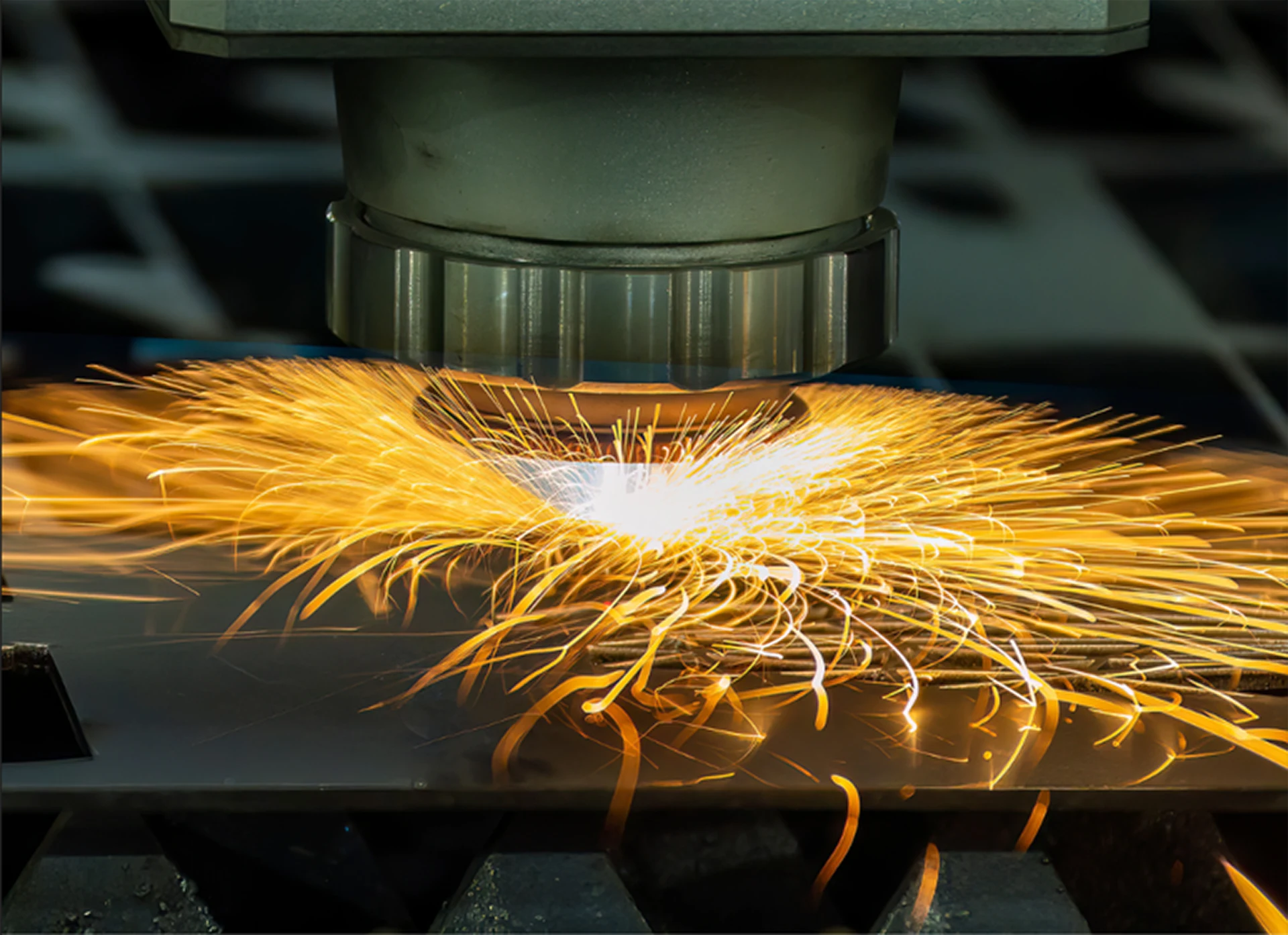 Bespoke aluminium industrial plates | Gruppo Pontiggia